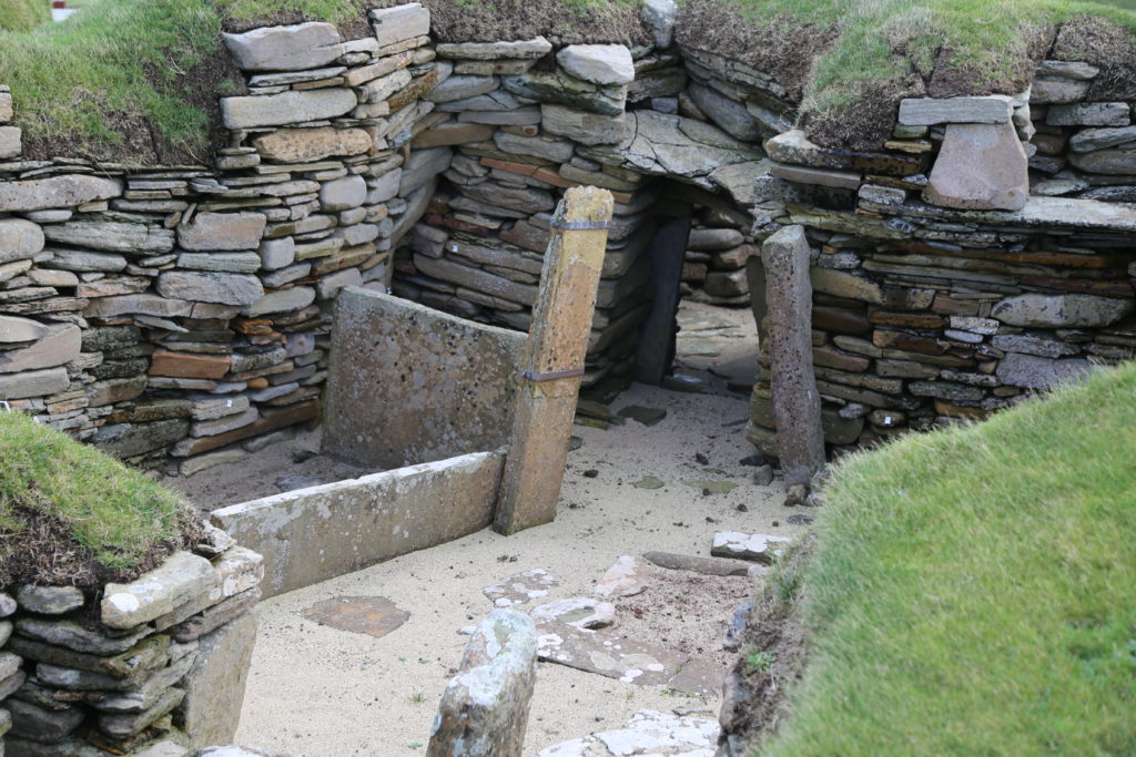 The Scottish Celts: The Faerie Courts and The Ring of Brodgar - Janet S Fox
